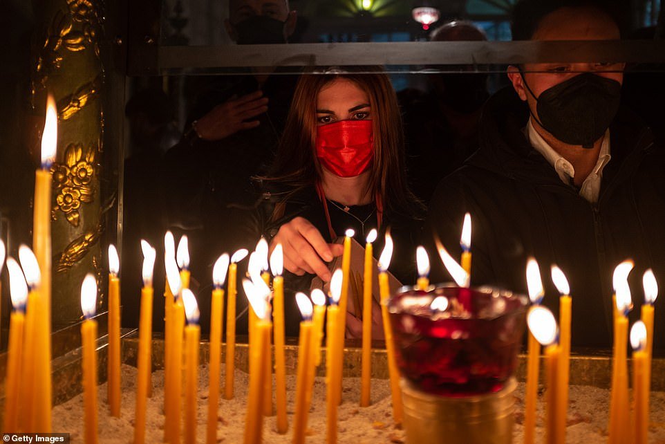 Thousands of candles are lit as 260 million Orthodox Christians mark ...